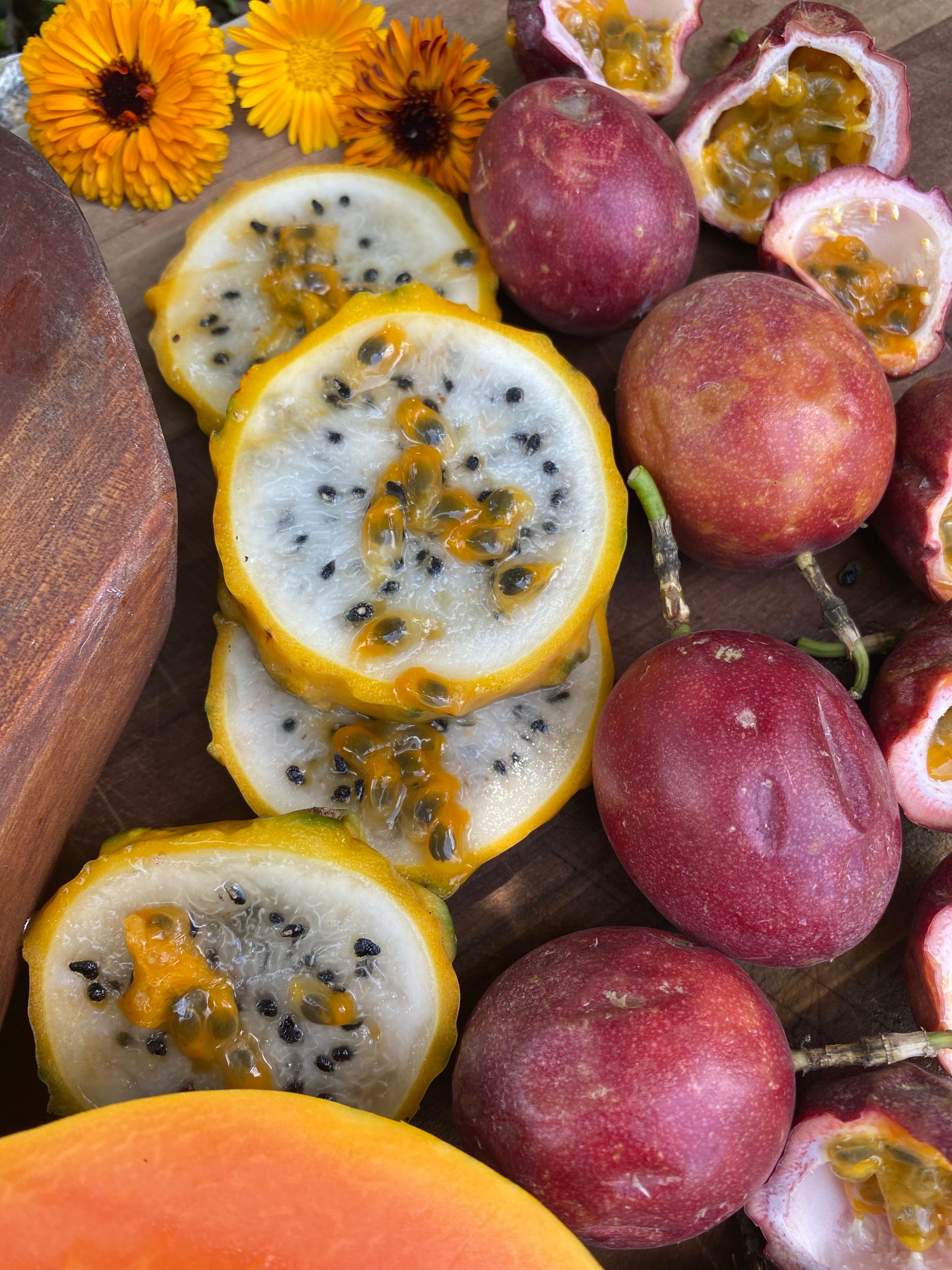 Purple/Pink Passionfruit (Lilikoi) – Miami Fruit
